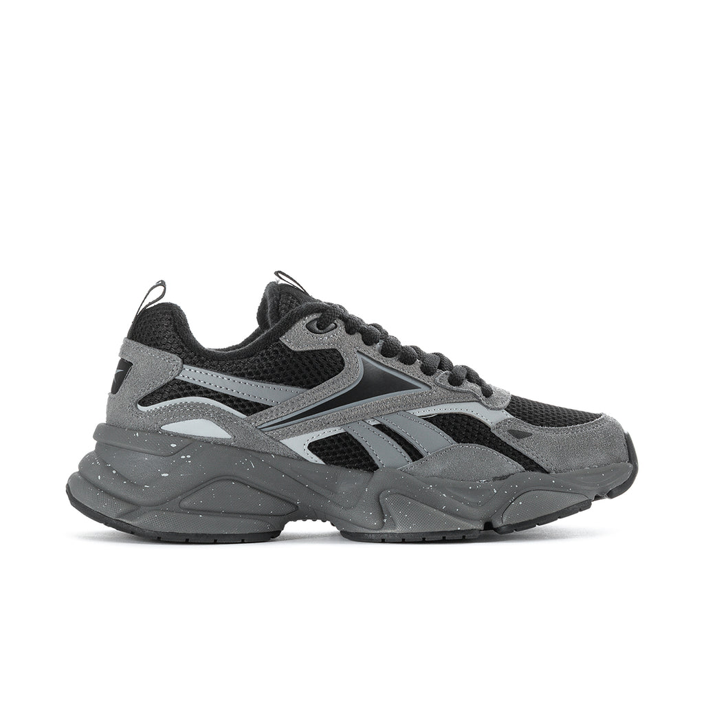 Reebok Charge Run | Men’s | Pure Grey 6/Black | ShopWSS